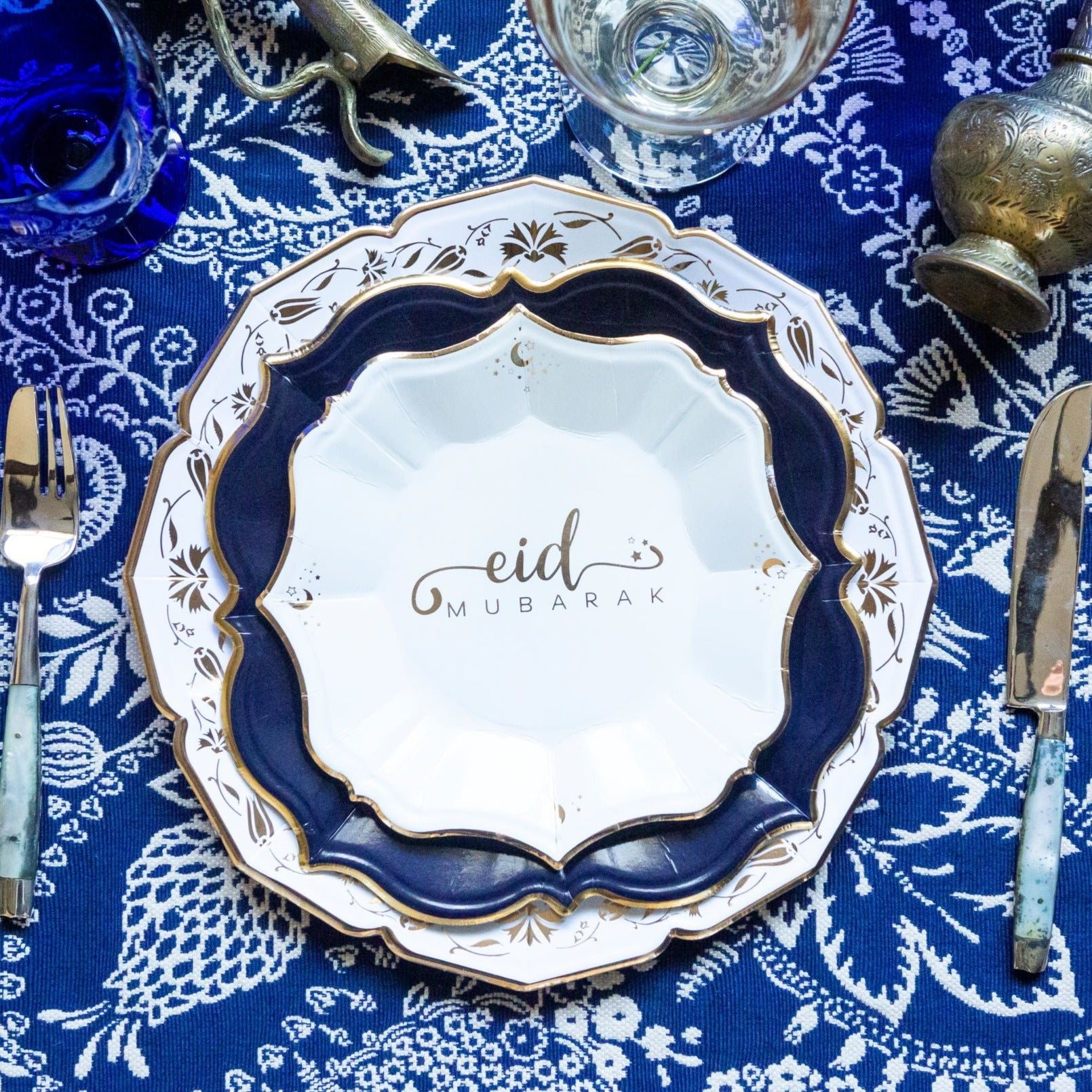 White and Navy Eid Party for 8 | Eid Plates Party Set – Eid Creations